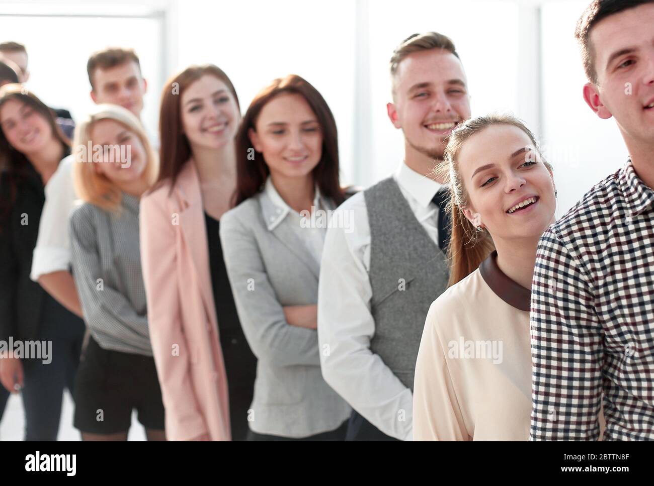 Multiple people stand in line hi-res stock photography and images - Alamy
