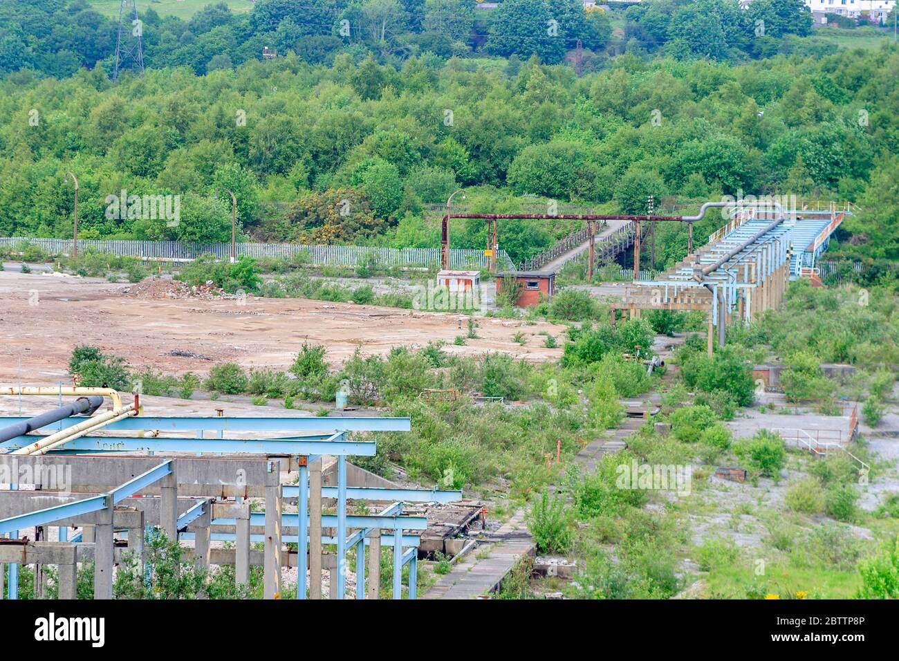 Llandarcy oil refinery hi-res stock photography and images - Alamy