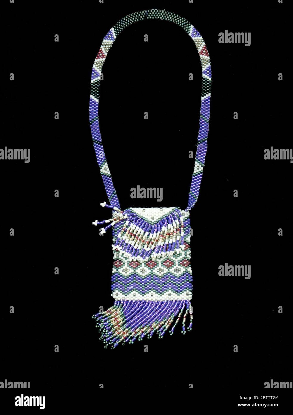 Decorative beaded patterns hi-res stock photography and images - Alamy