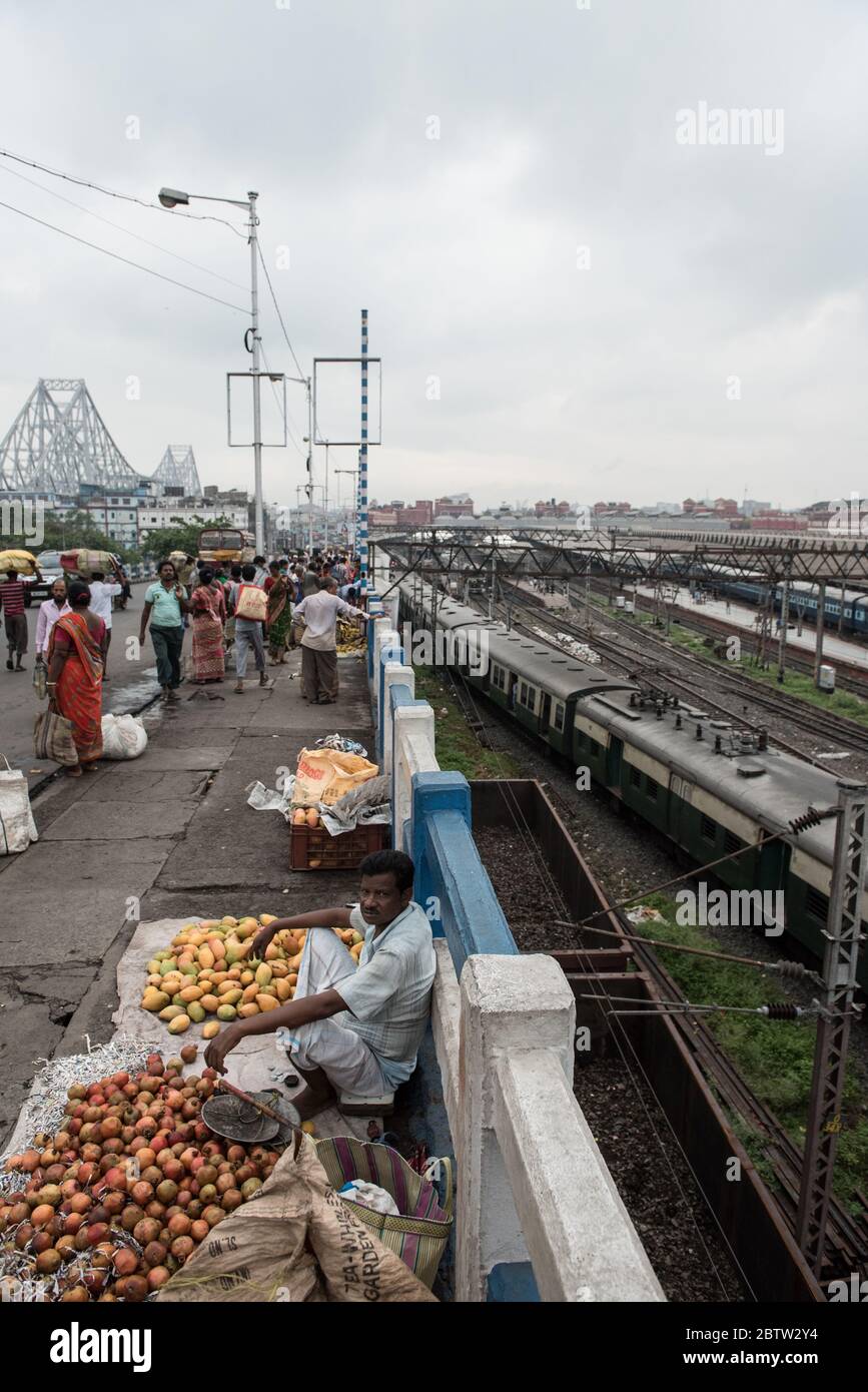 Howrah Junction Railway Station from above. Kolkata, West Bengal, India ...
