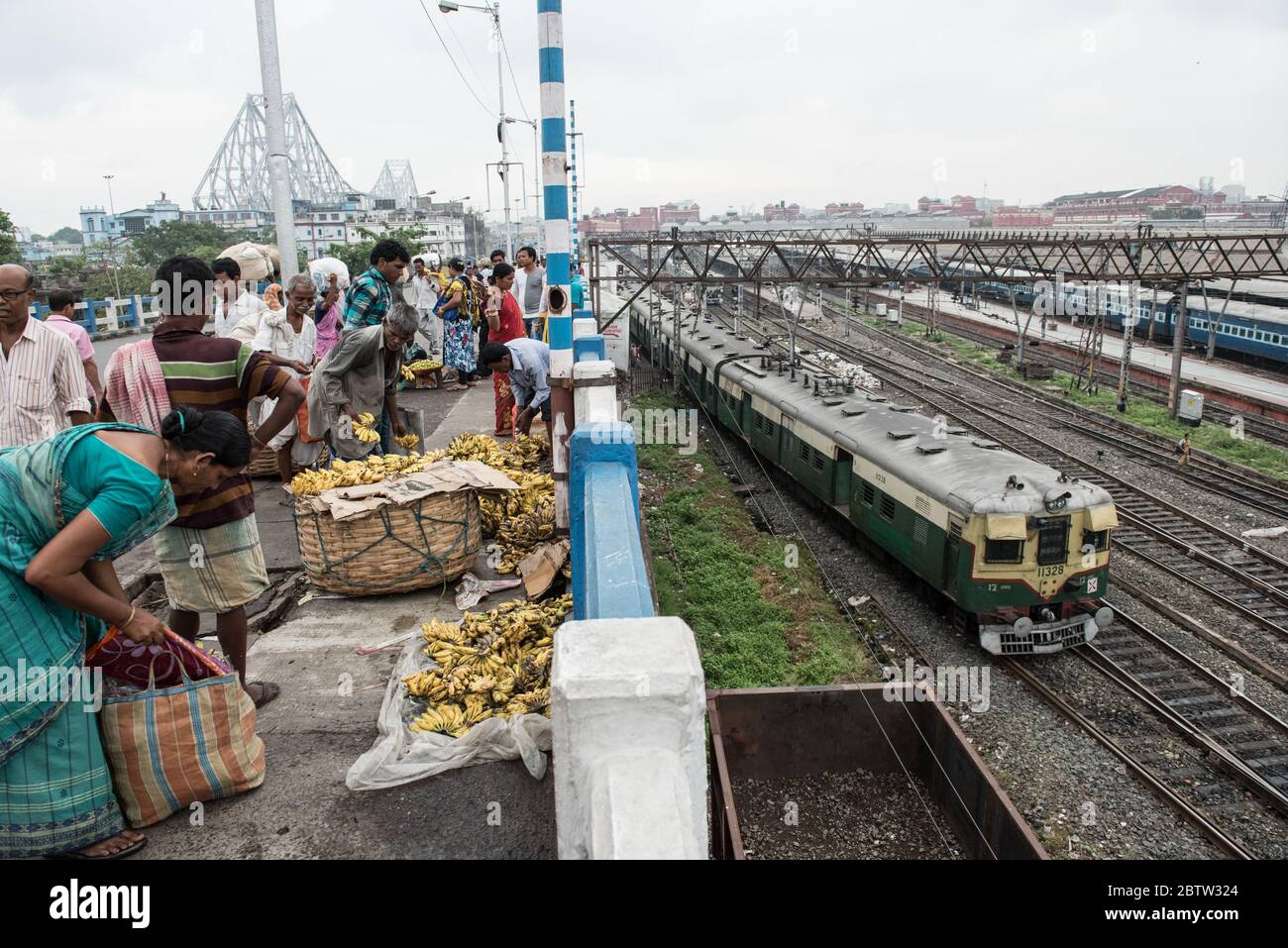 Howrah Junction Railway Station from above. Kolkata, West Bengal, India ...