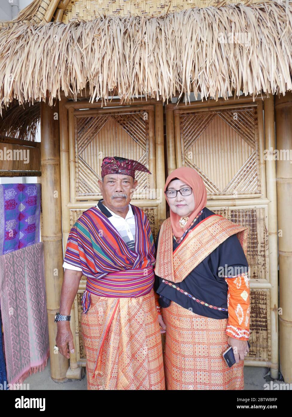 Textile ethnic fabric indonesia hi-res stock photography and images - Alamy