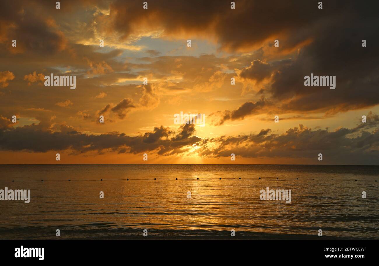 Jamaica beach sunset hi-res stock photography and images - Alamy