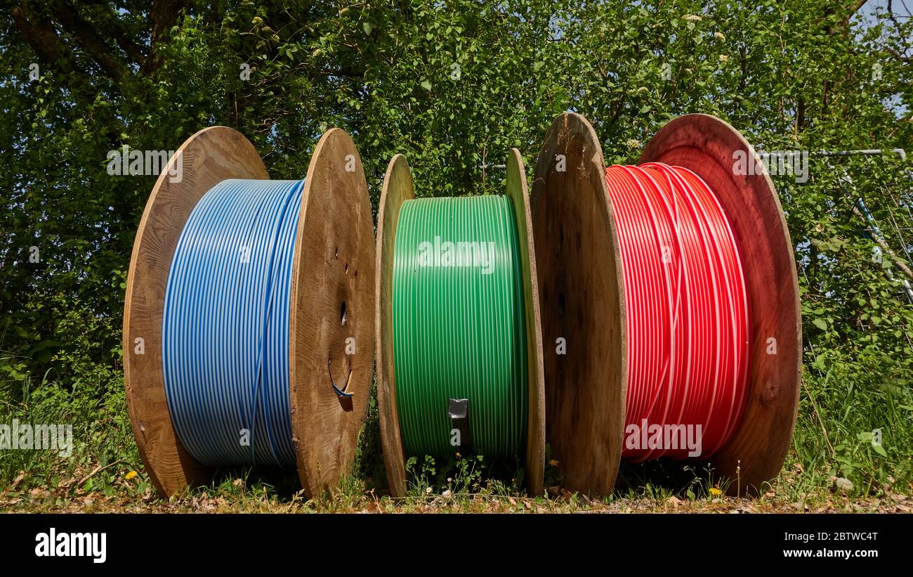 Empty pipes hi-res stock photography and images - Alamy