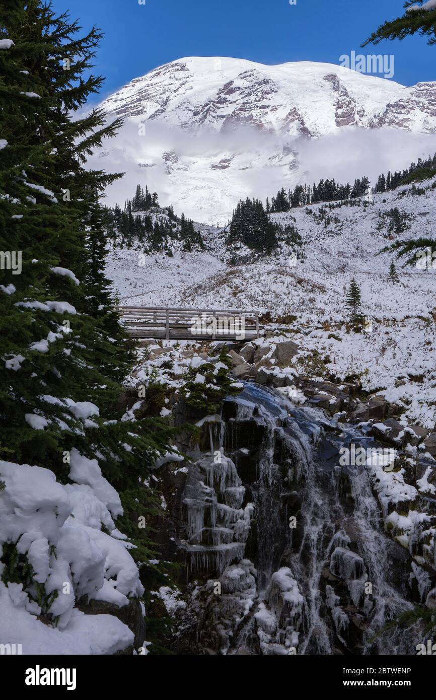 Myrtle falls trail hi-res stock photography and images - Alamy