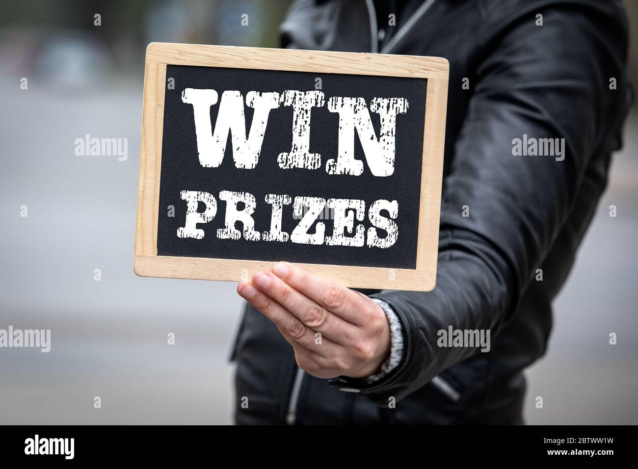 Woman win confetti hi-res stock photography and images - Alamy