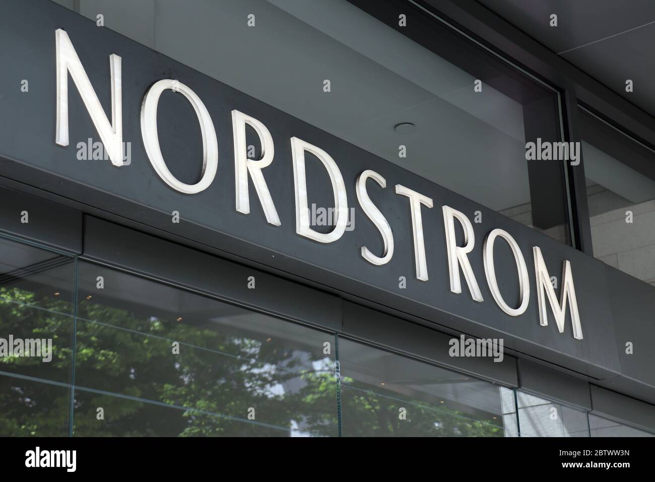 Nordstrom sign hi-res stock photography and images - Alamy