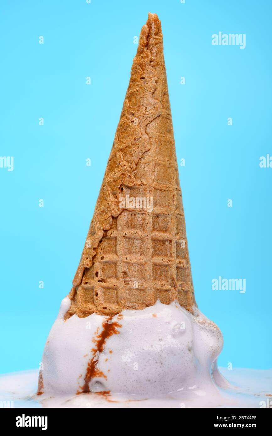 Upside down ice cream cone hi-res stock photography and images - Alamy