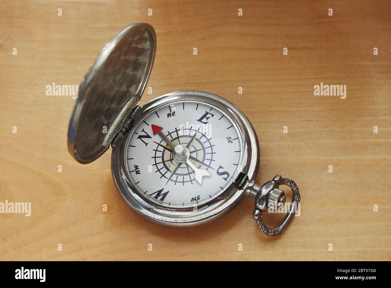 Compass needle hi-res stock photography and images - Alamy
