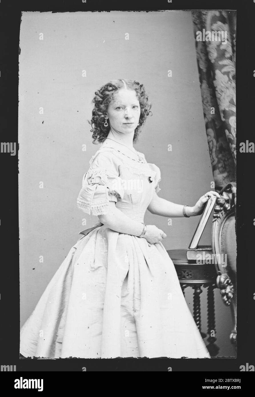 Maggie mitchell hi-res stock photography and images - Alamy