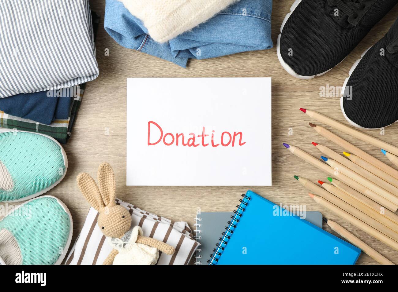 Donation clothes hi-res stock photography and images - Alamy