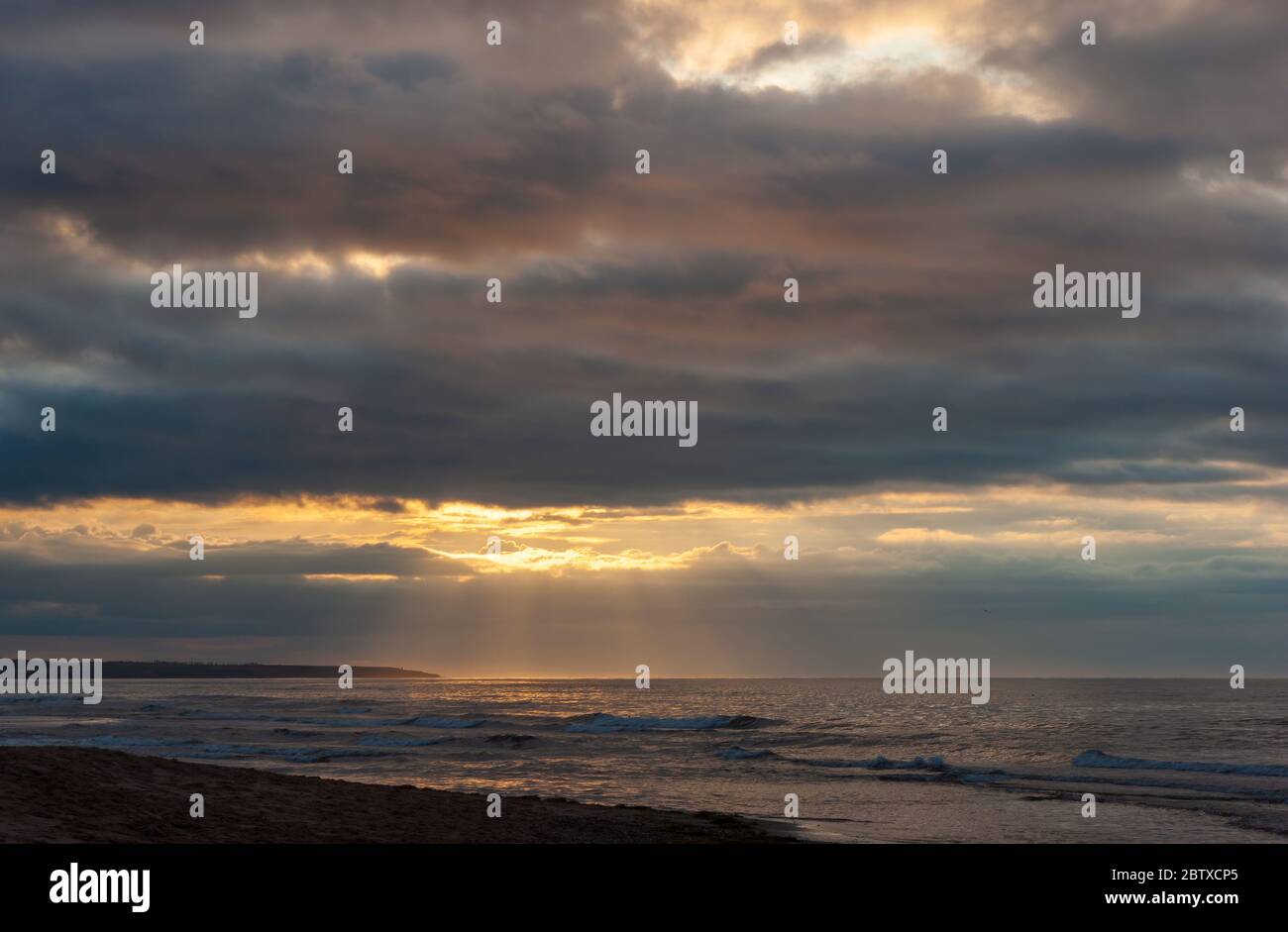 Ocean wavelets hi-res stock photography and images - Alamy