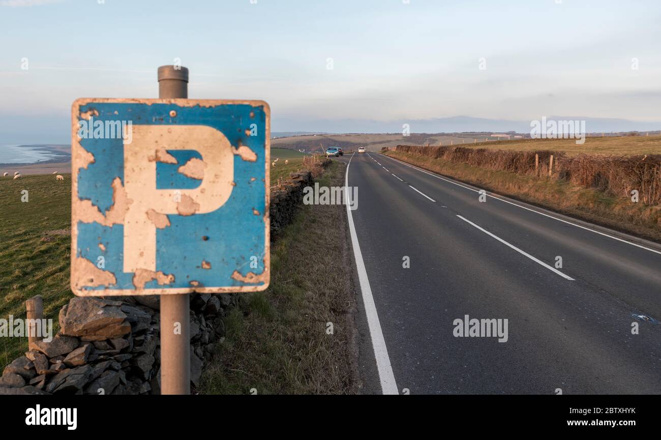 Blue square parking sign on hi-res stock photography and images - Alamy