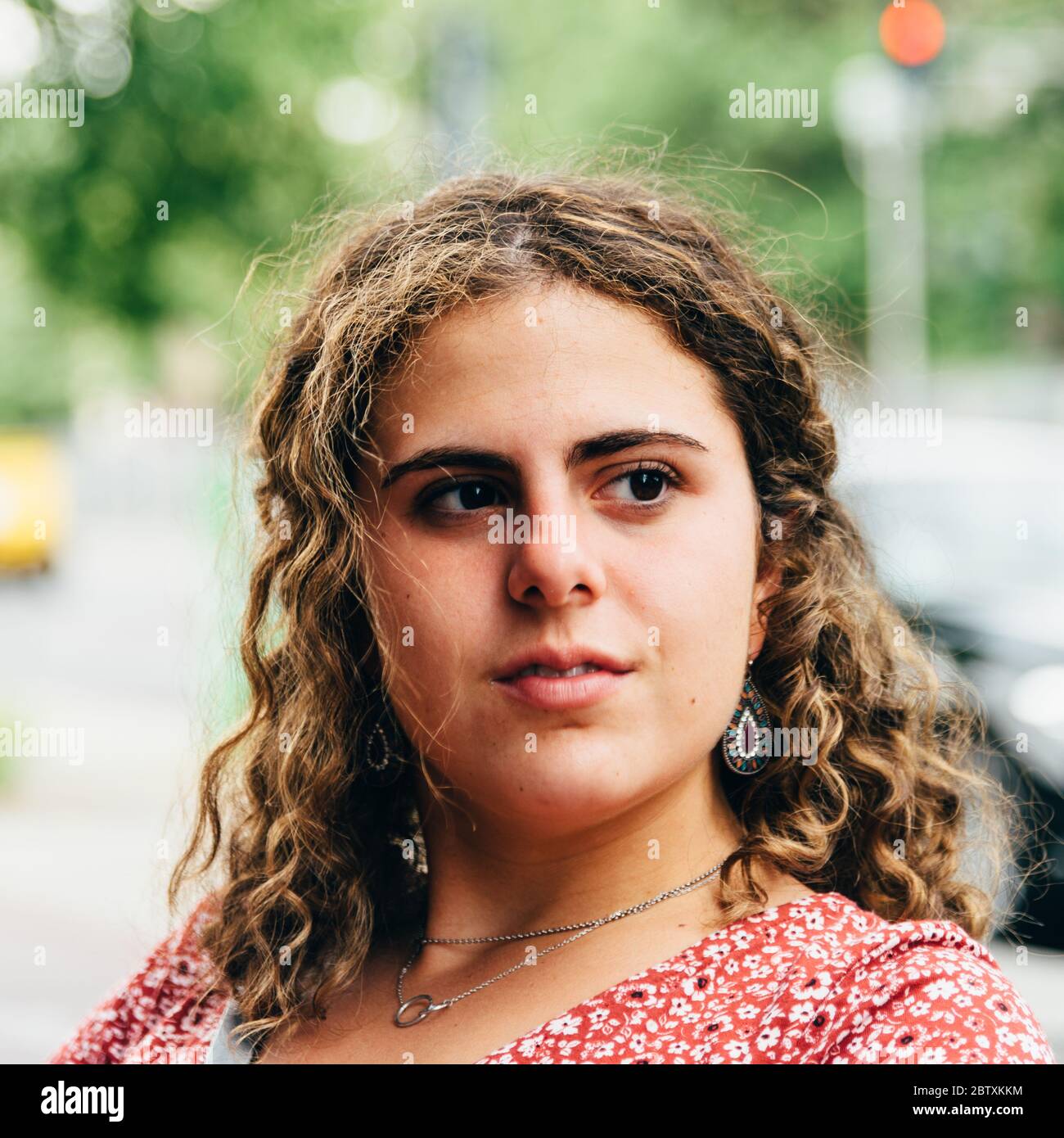 Female portrait hair headshot hi-res stock photography and images - Alamy