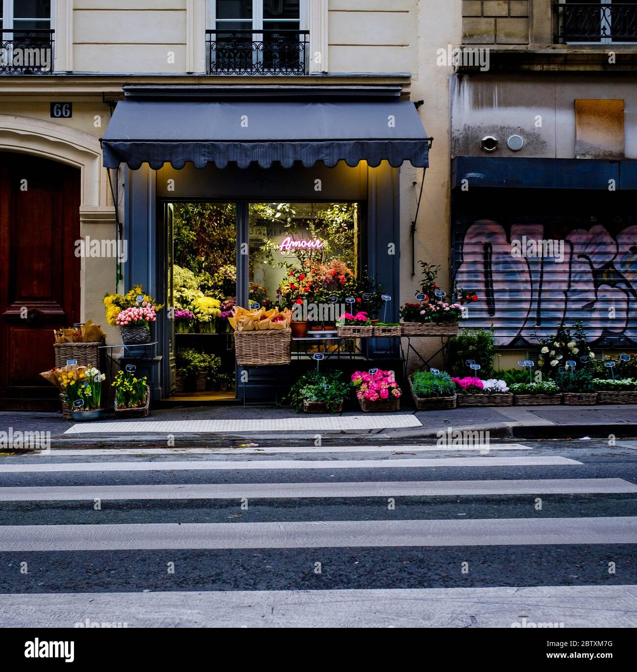 Shop front decorated with flowers hi-res stock photography and images ...