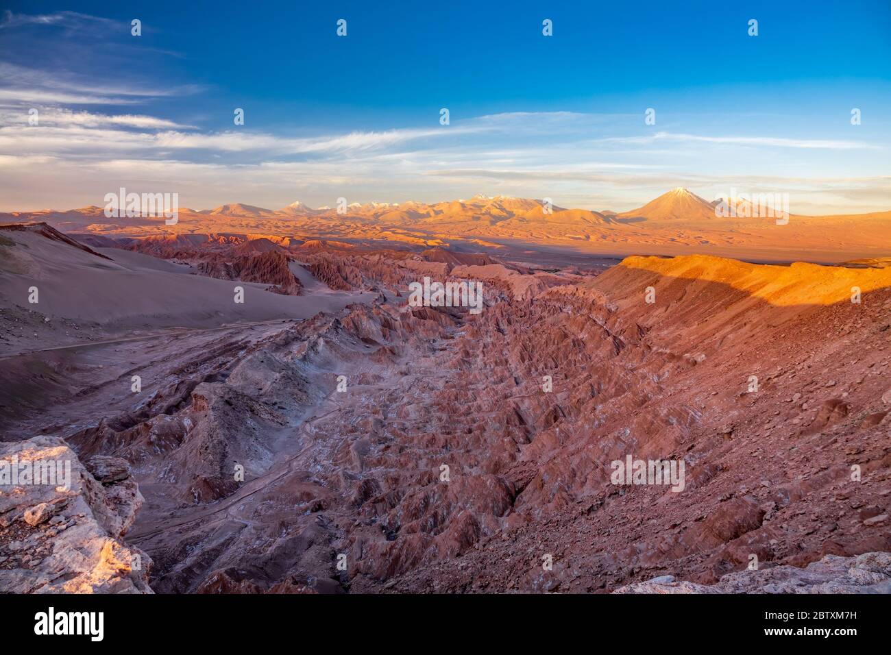 Mars valley hi-res stock photography and images - Alamy