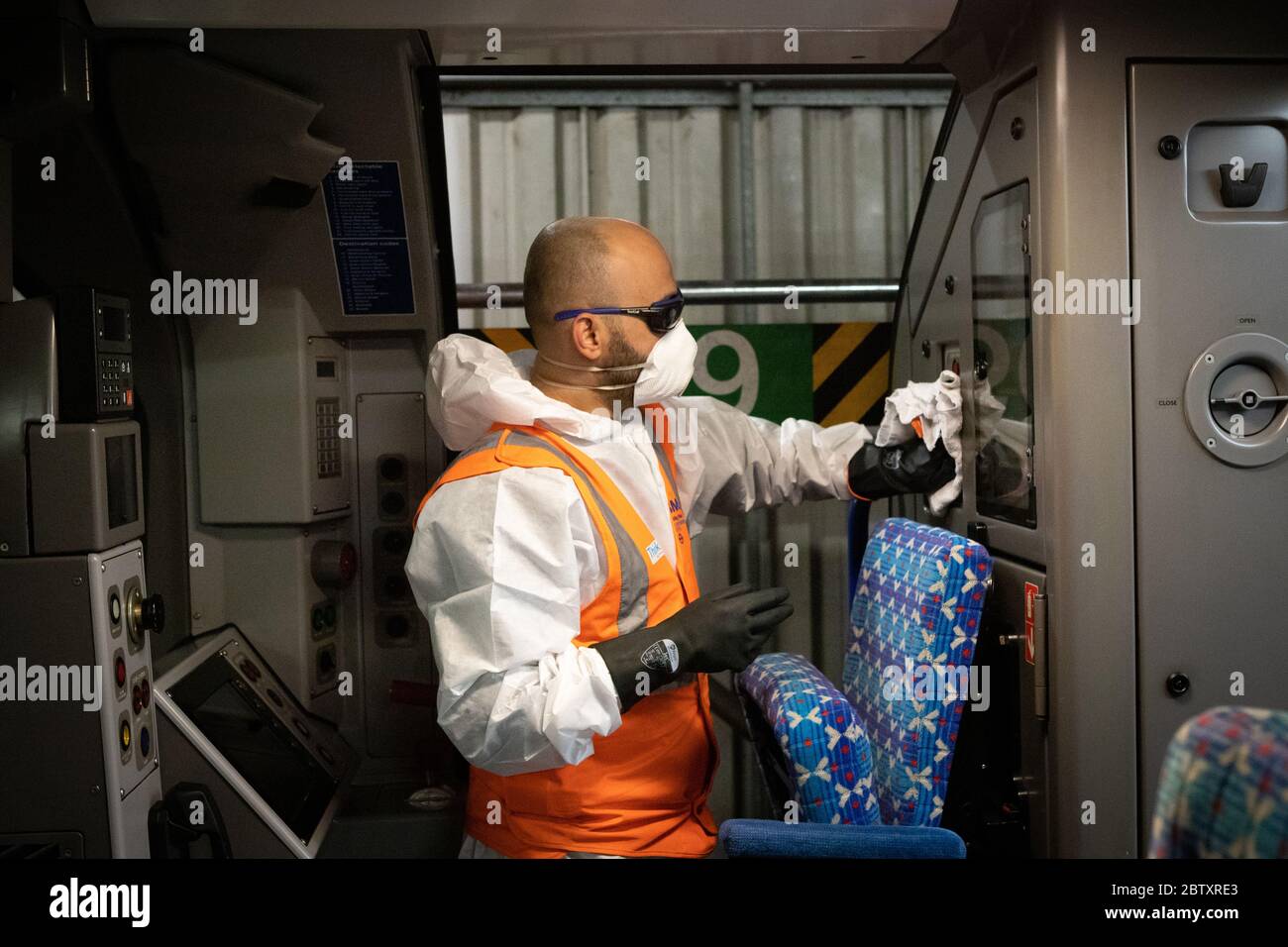 London underground northumberland park depot hi-res stock photography ...