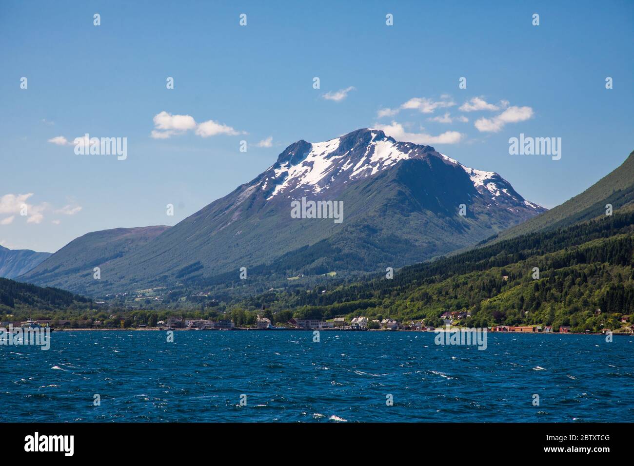 Sunmore alps norway hi-res stock photography and images - Alamy