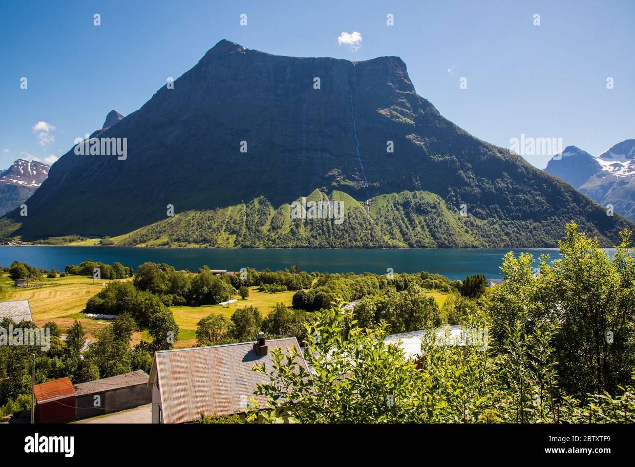 Urke spring hi-res stock photography and images - Alamy
