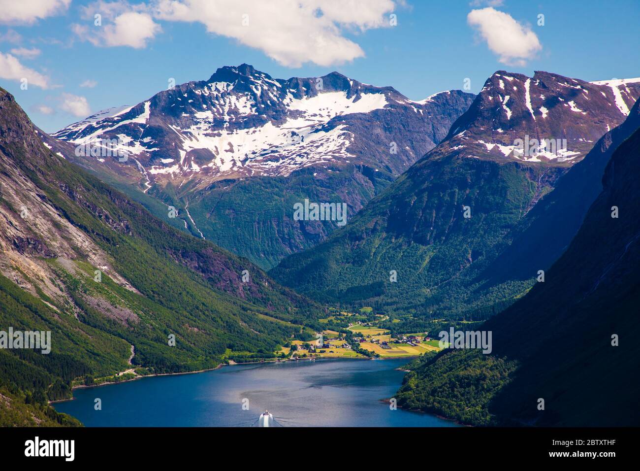 Urke spring hi-res stock photography and images - Alamy