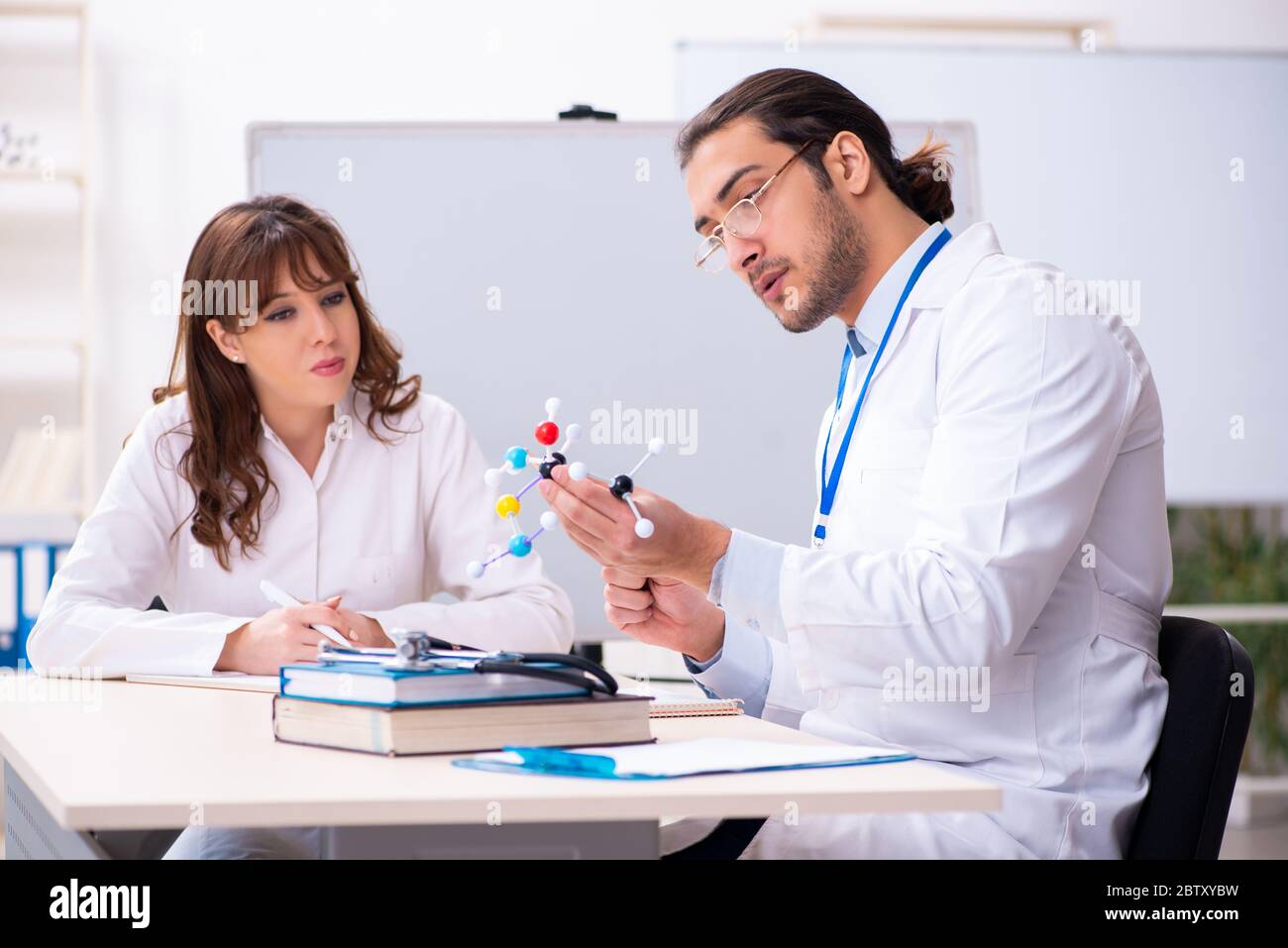 Medical students in the classroom college Stock Photo - Alamy