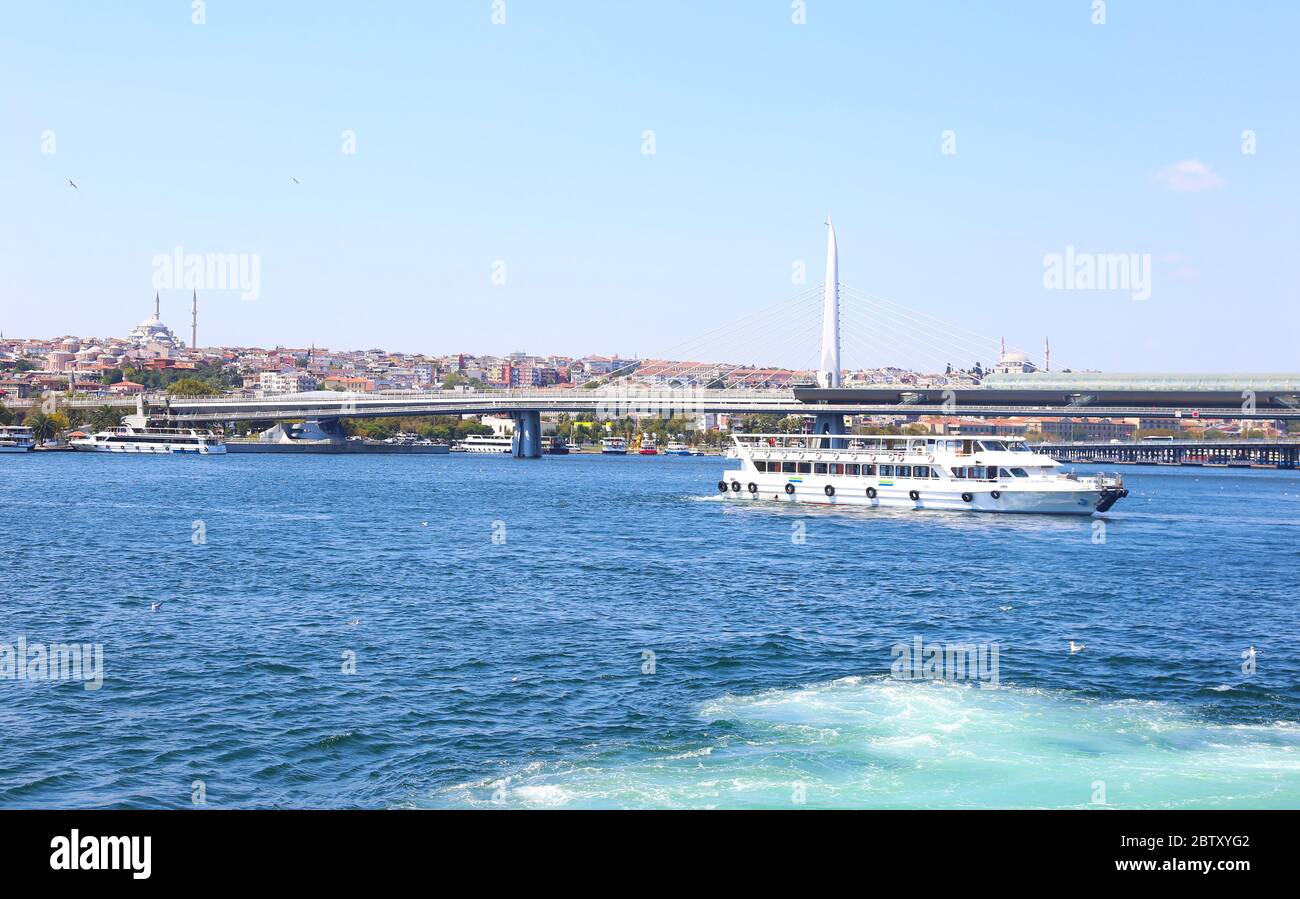 Bosphorus scenery at Istanbul Turkey Stock Photo - Alamy