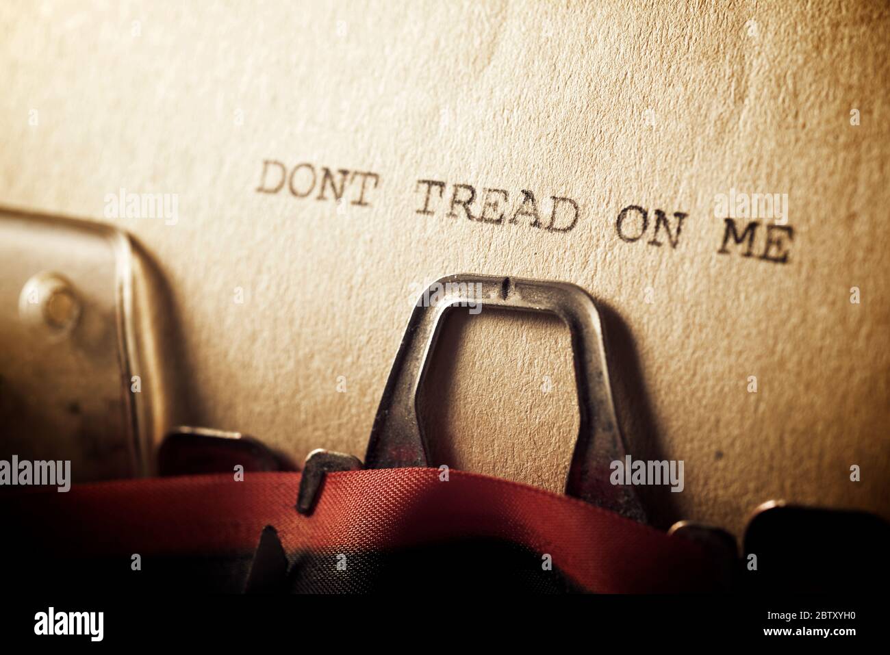 Dont tread on me text written on a paper Stock Photo - Alamy