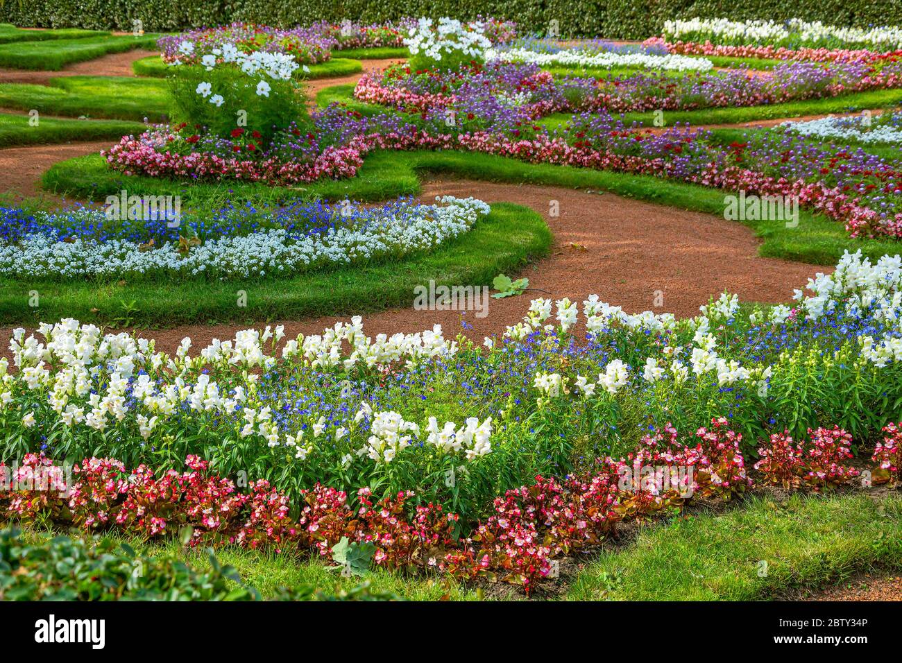 French style parterre hi-res stock photography and images - Alamy