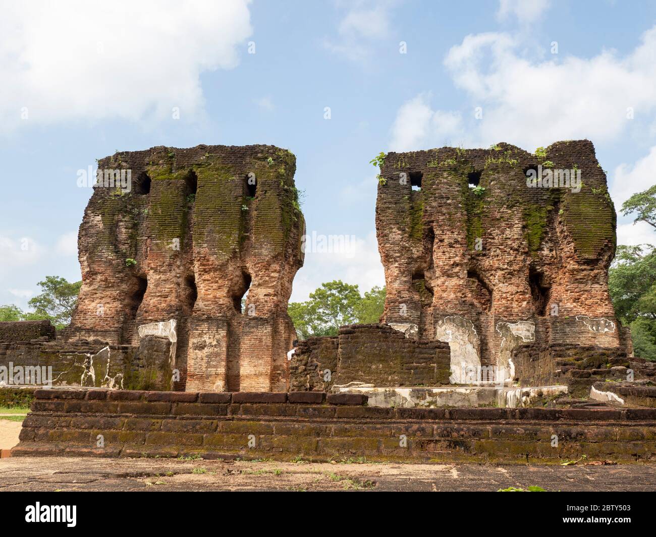 The seven storeyed Palace named Vijayotpaya, Polonnaruwa, UNESCO World ...