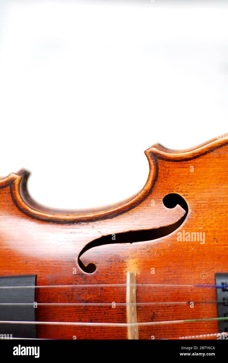 Violine key hi-res stock photography and images - Alamy