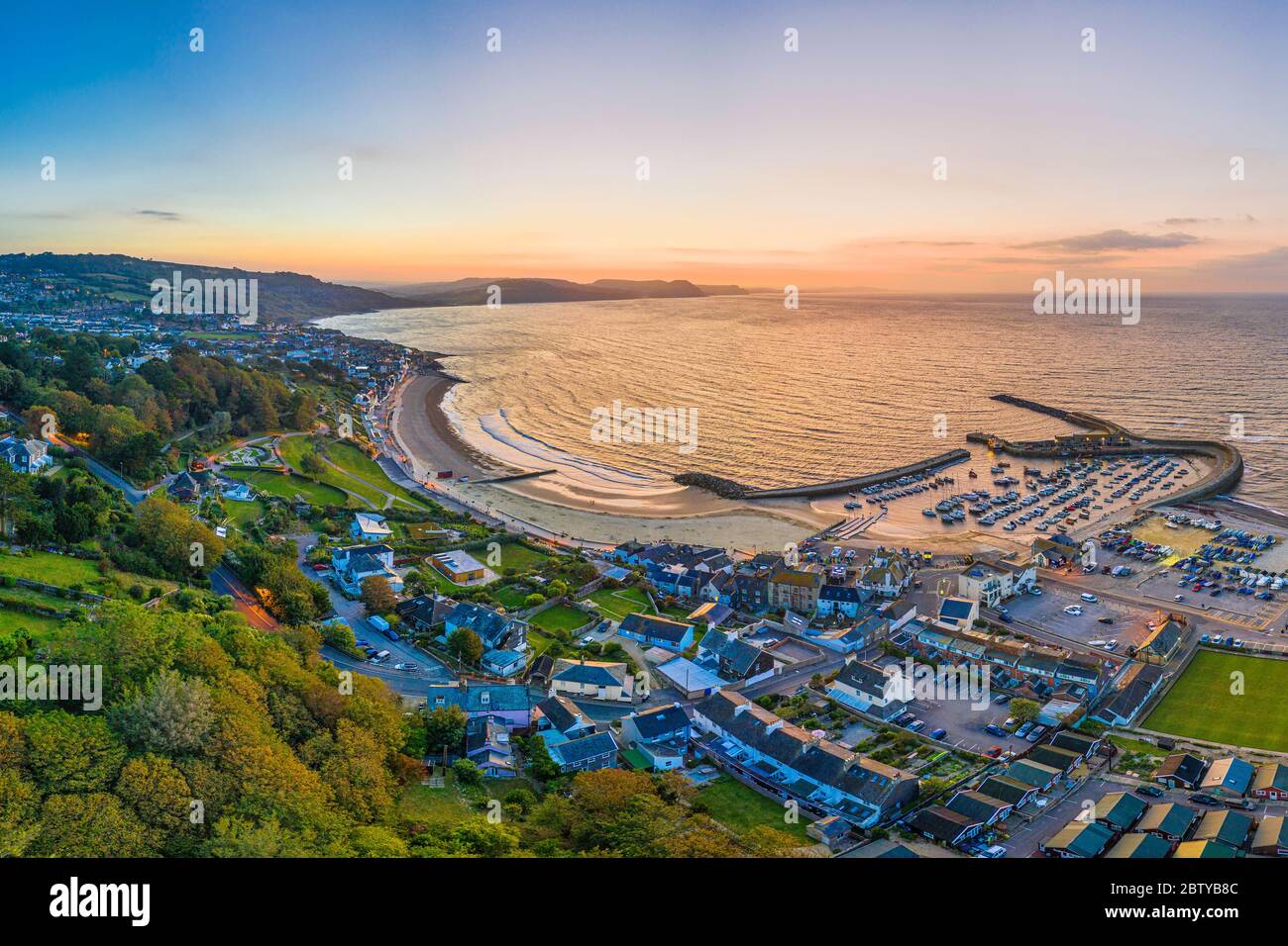 The Cobb and beach at Lyme Regis, Dorset, England, United Kingdom ...
