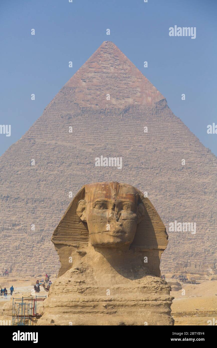 The Great Sphinx of Giza, Khafre Pyramid in the background, Great ...