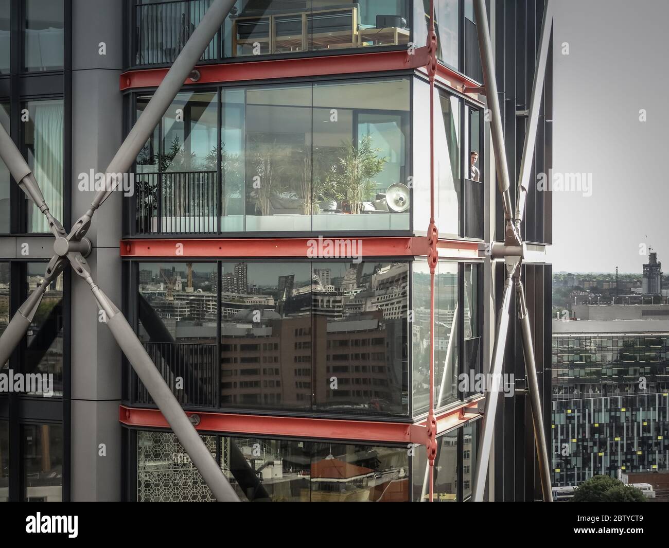 Neo Bankside Apartments opposite the Tate Modern Gallery, London, UK ...
