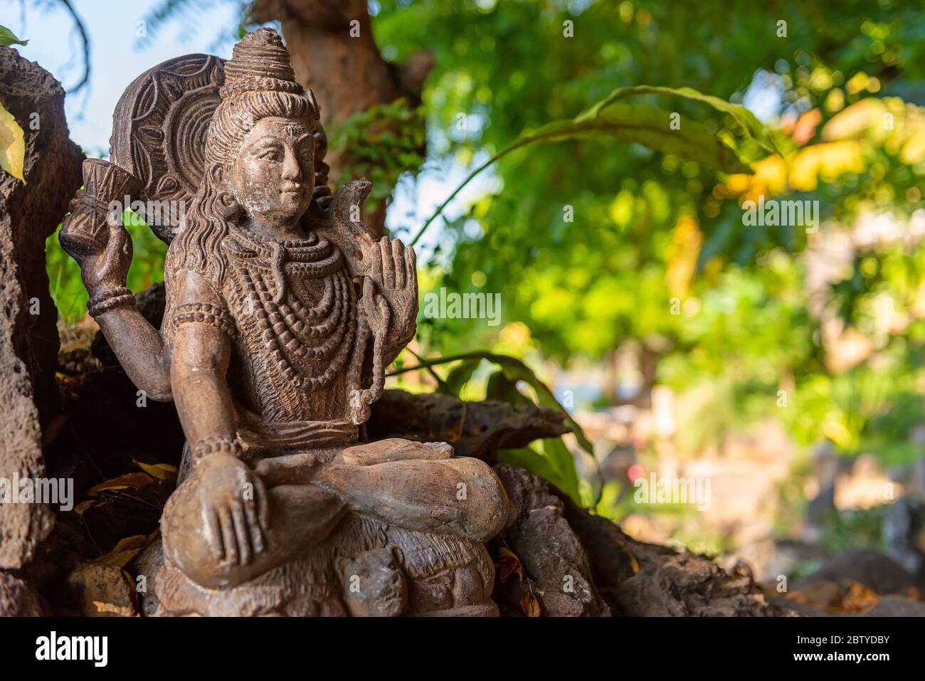 Stone sculpture hindu god hi-res stock photography and images - Alamy