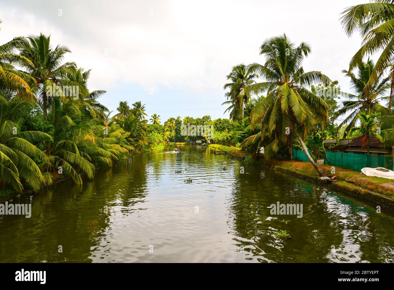 Alappuzha Lake, Punnamada lake and boat race picture Stock Photo - Alamy