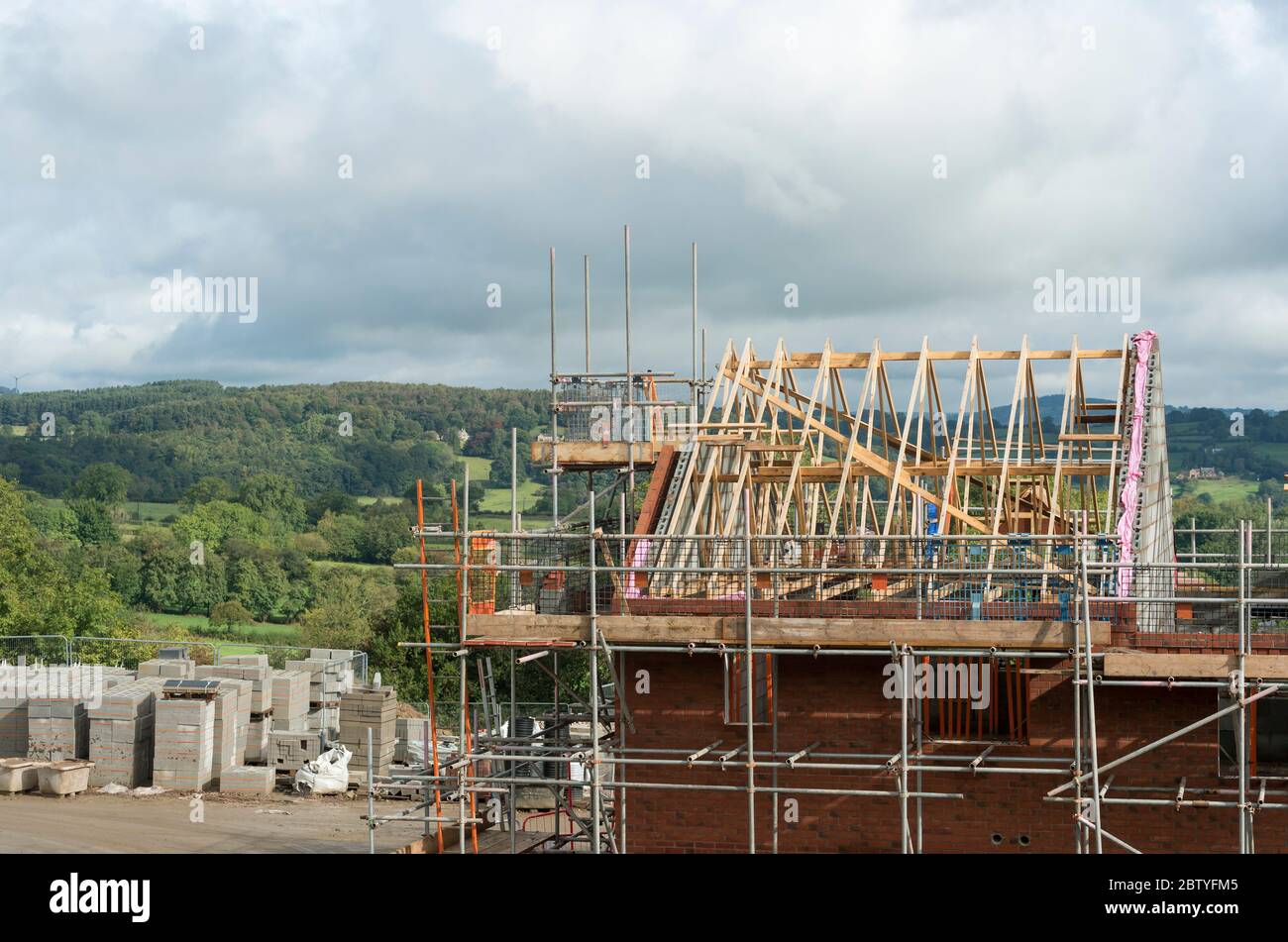 Construction house rafters hi-res stock photography and images - Alamy