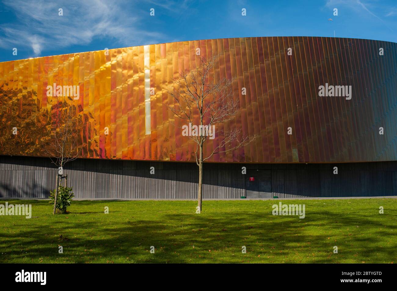 New sports hall complex hi-res stock photography and images - Alamy