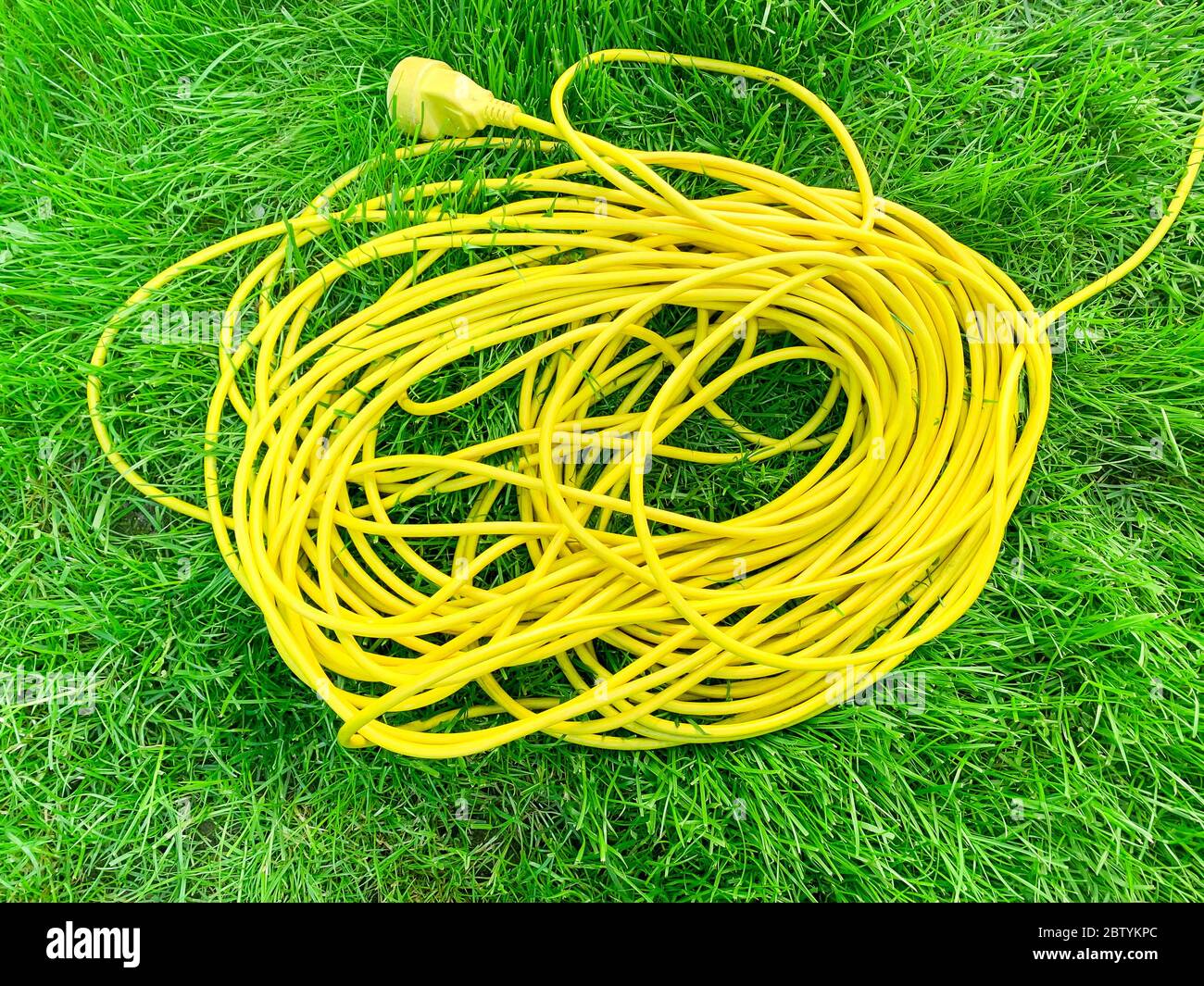 Yellow and green earth wire hi-res stock photography and images - Alamy