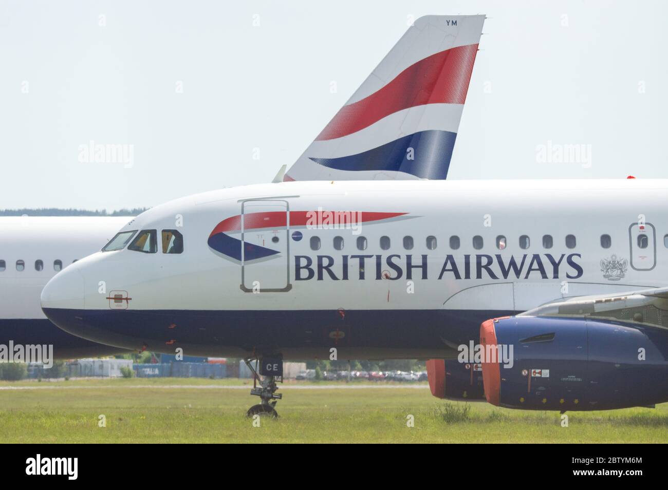 British airways ground staff hi-res stock photography and images - Alamy
