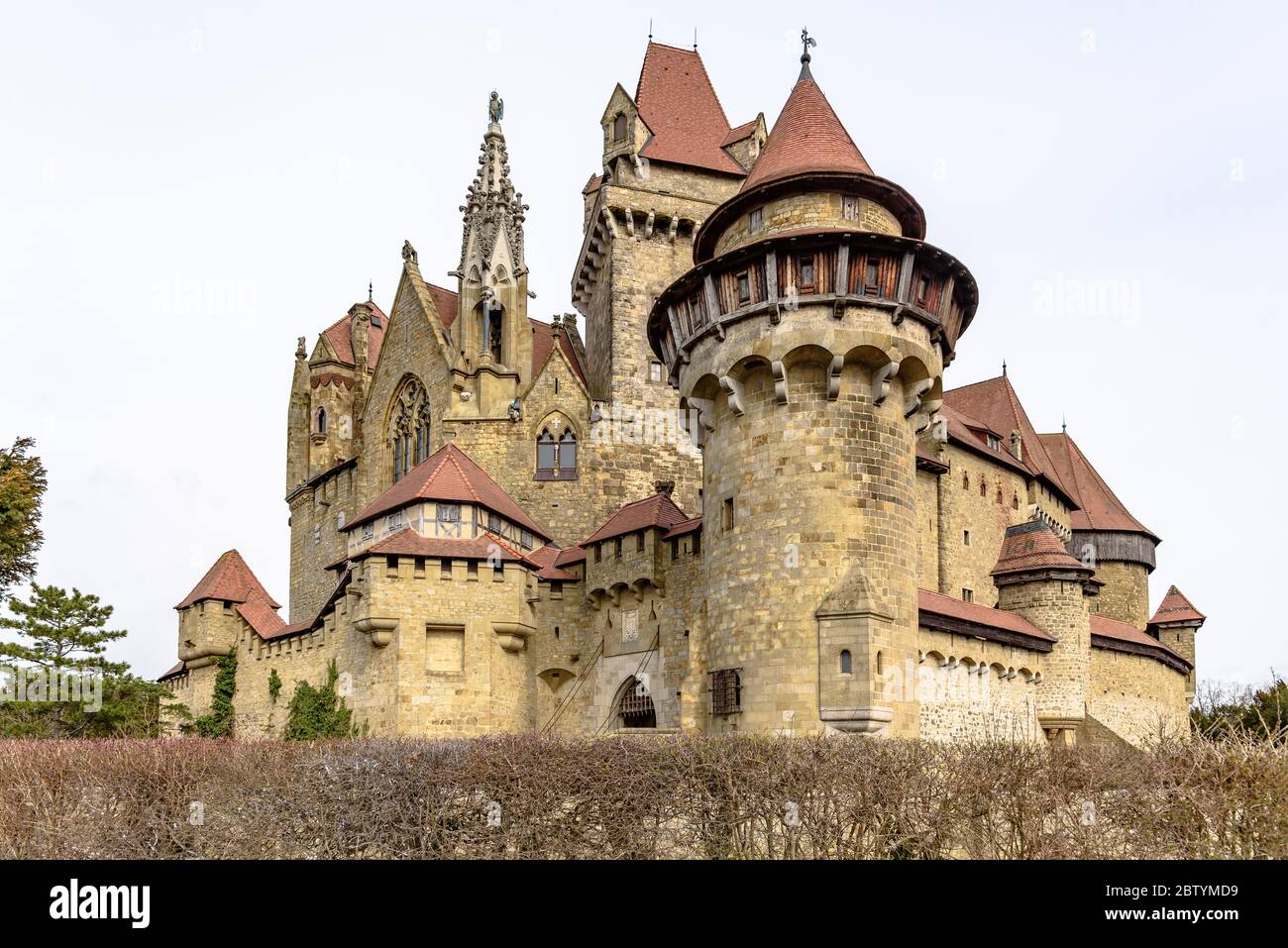 Kreuzenstein castle hi-res stock photography and images - Alamy