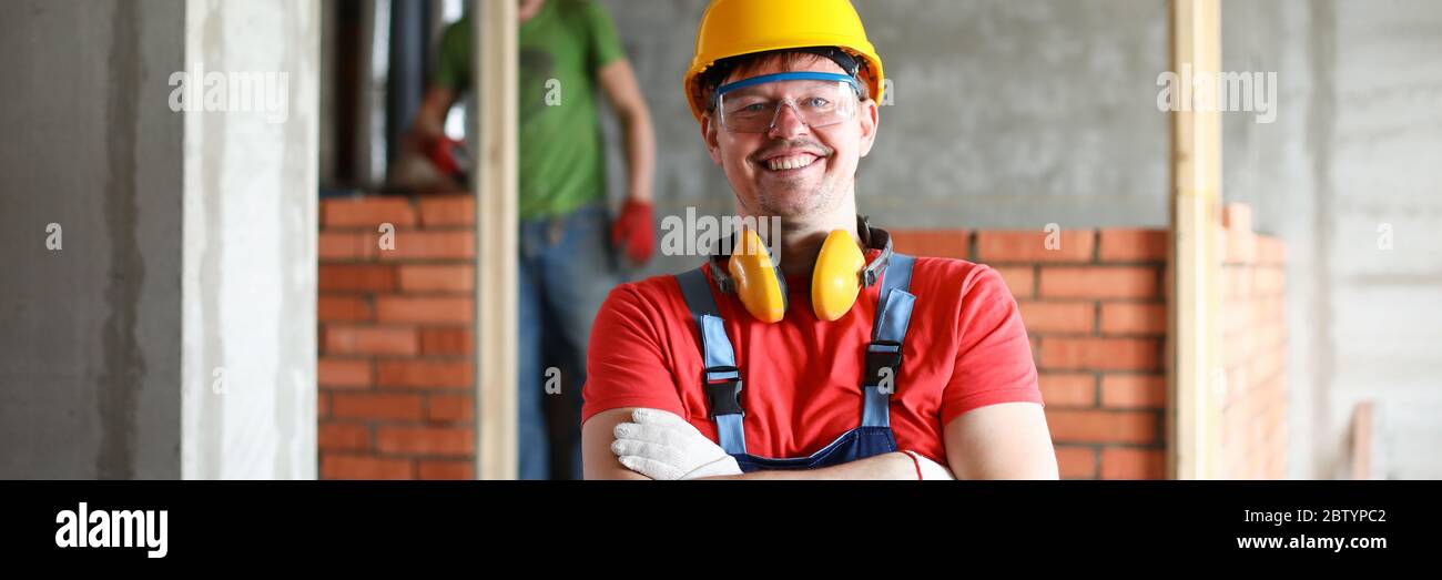 Handyman uniform hi-res stock photography and images - Alamy