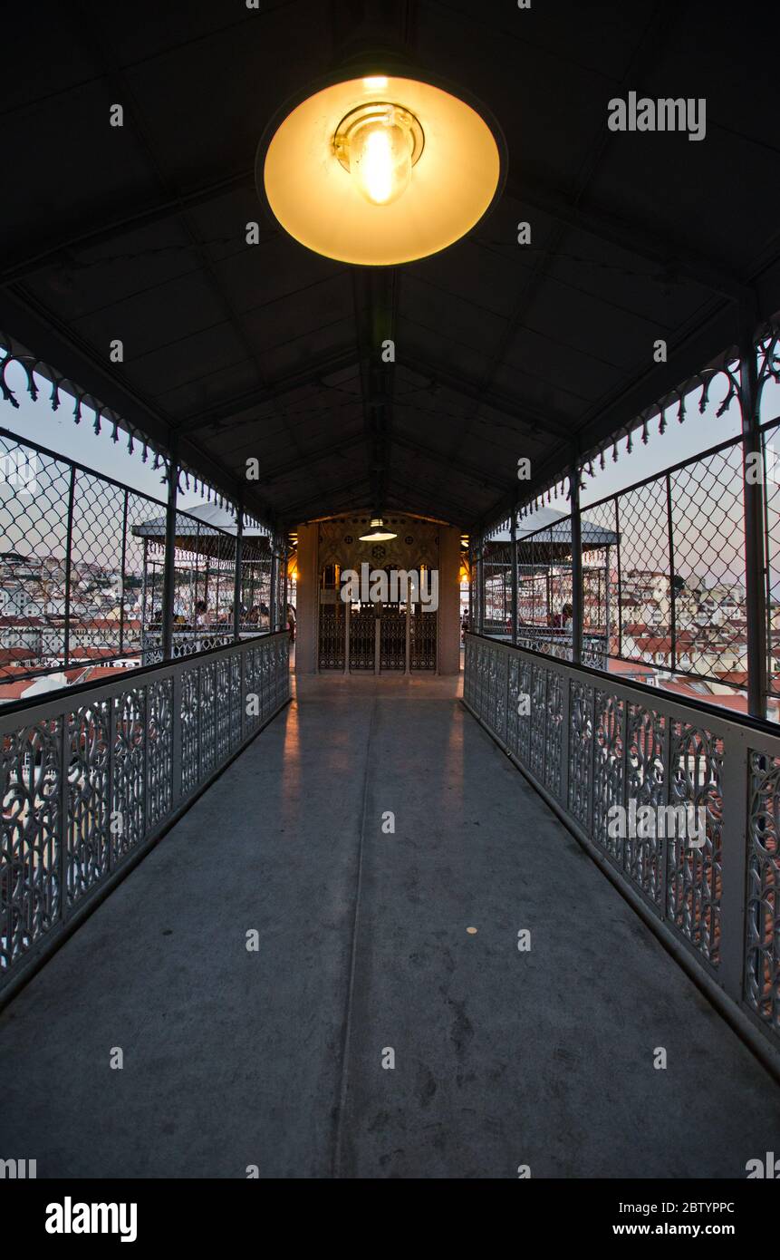 Castillo de belem hi-res stock photography and images - Alamy