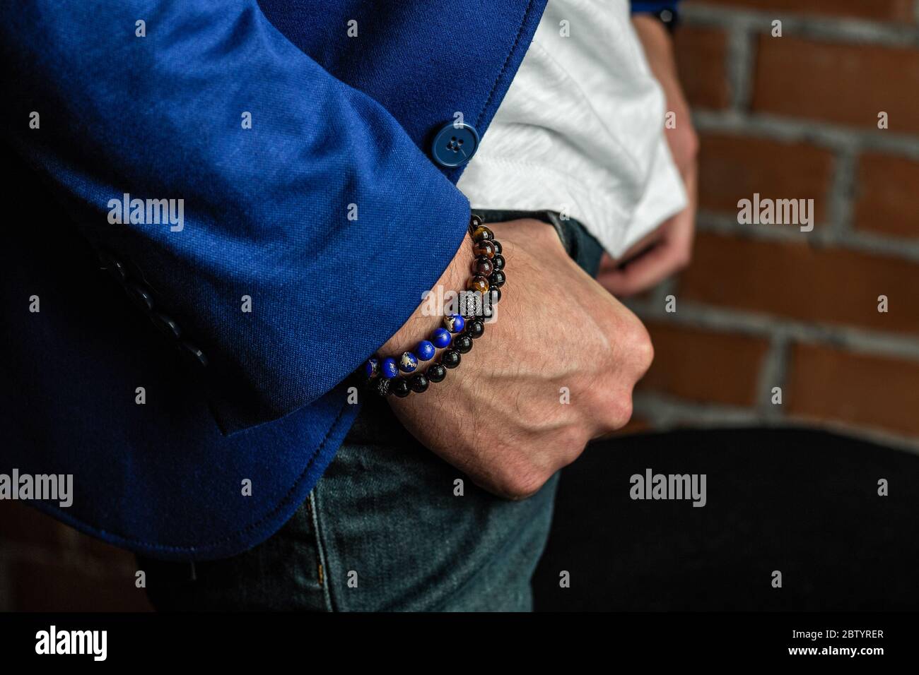 Real stones hi-res stock photography and images - Alamy