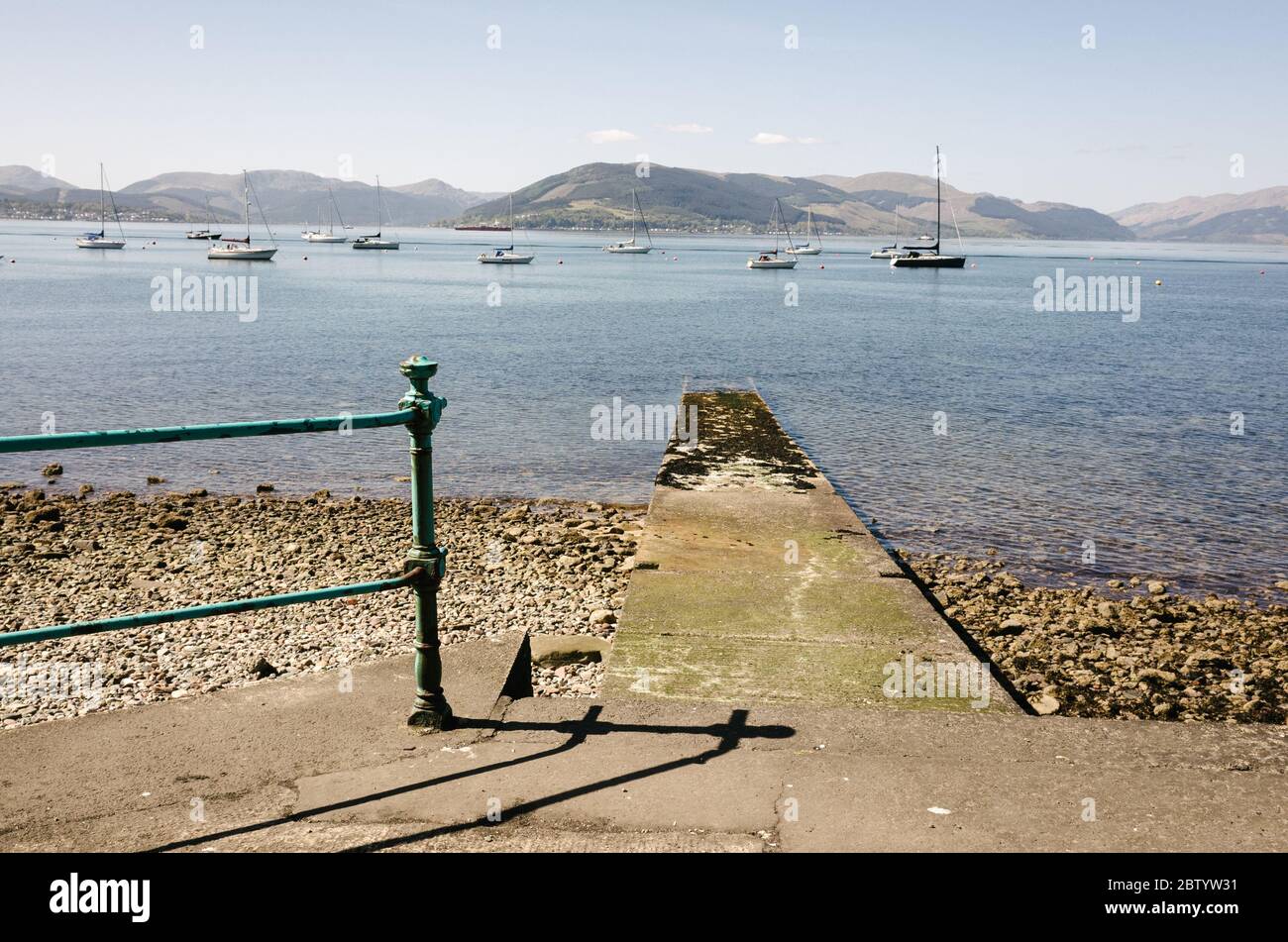 Gourock pier hi-res stock photography and images - Alamy