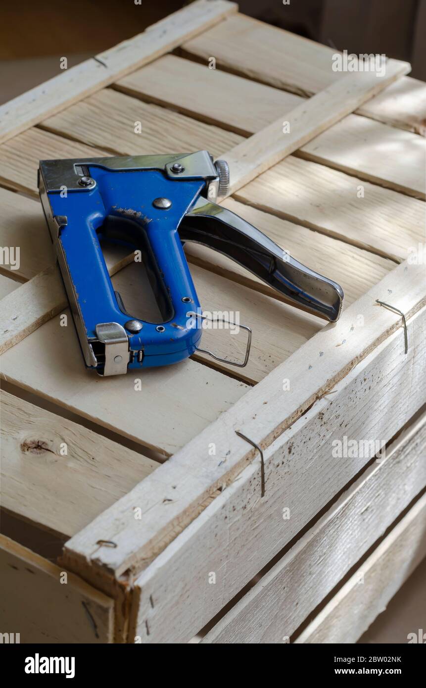 Good stapler hi-res stock photography and images - Alamy