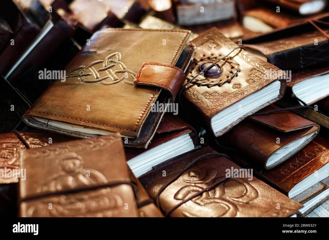 Vintage note book hi-res stock photography and images - Alamy