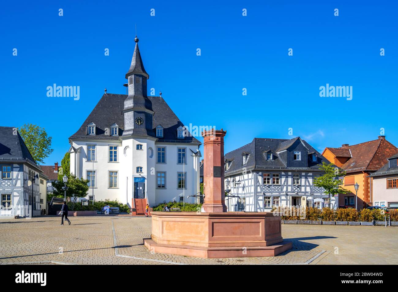 City hall and market, Usingen, Germany Stock Photo - Alamy