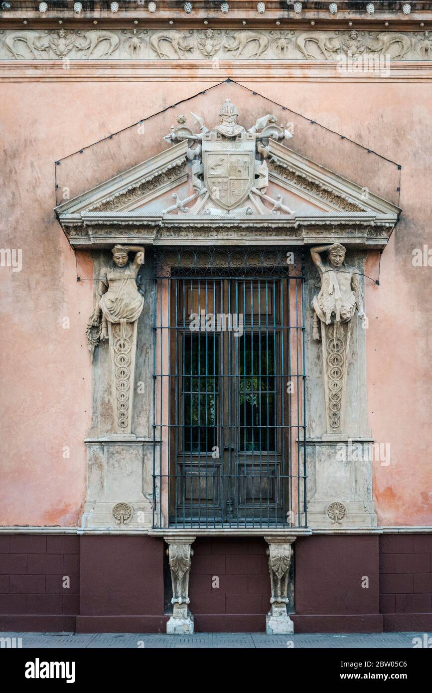 Museum Casa Montejo, a stately, restored 16th century house turned into ...
