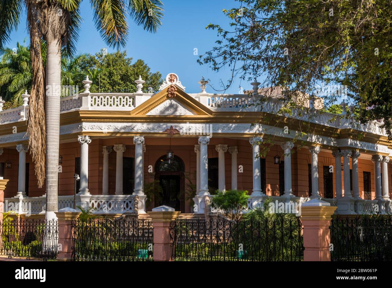 Beautiful mansion at the Paseo de Montejo - a famous 19th century ...