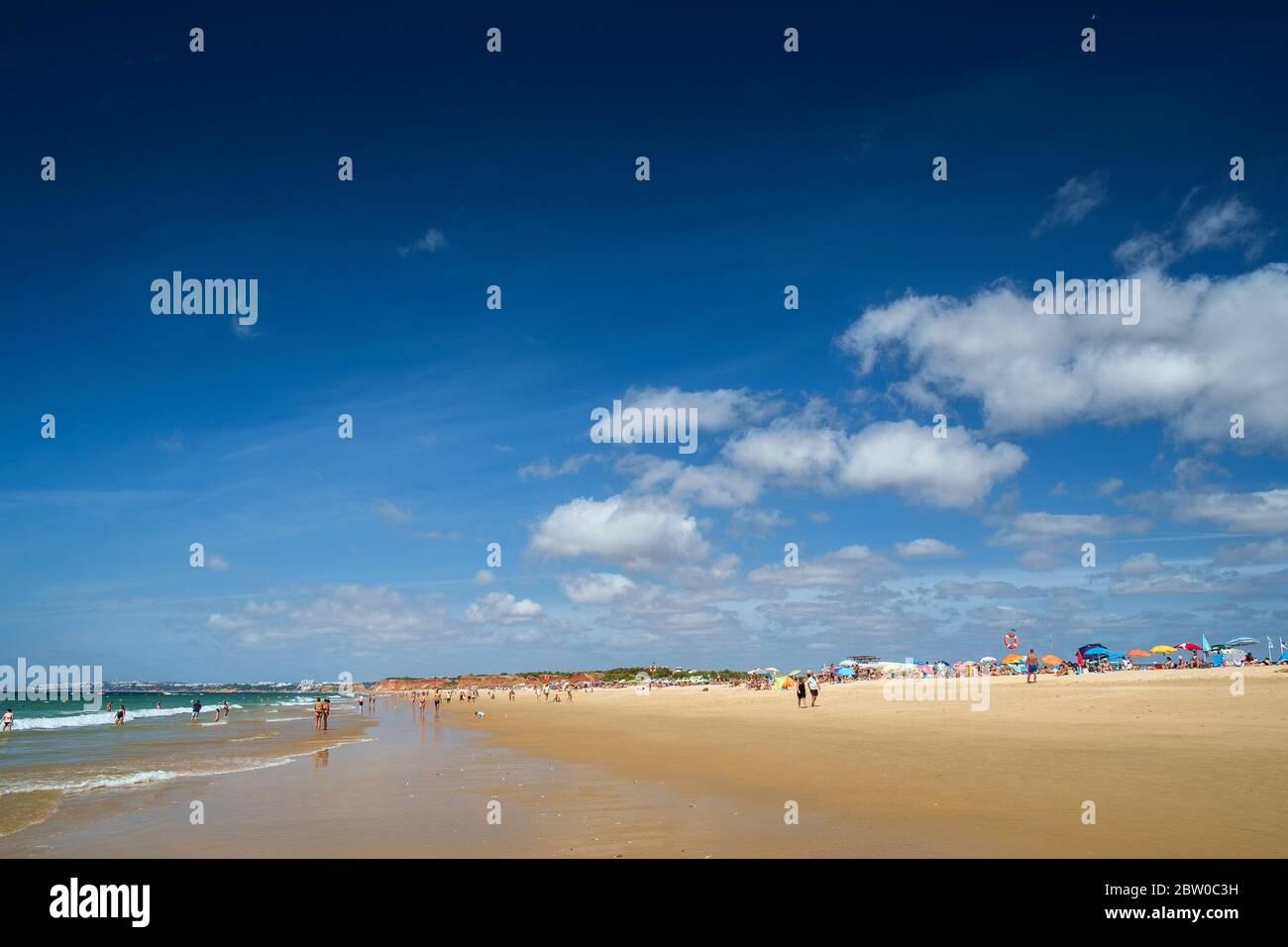 Beach life albufeira algarve portugal hi-res stock photography and ...
